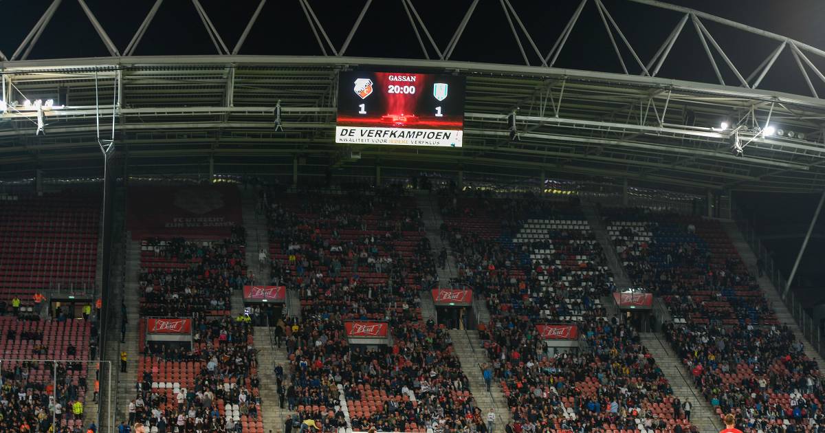 Aanklager start vooronderzoek naar ongeregeldheden bij FC Utrecht | Nederlands voetbal | AD.nl