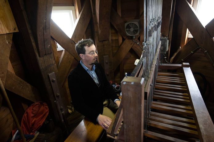 Jasper Stam bespeelt stokkenklavier in Wijnhuistoren Zutphen | Zutphen ...