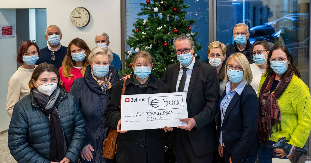 Ploeg Belfius steunt goed doel: mooie cheque voor kinderfonds ...