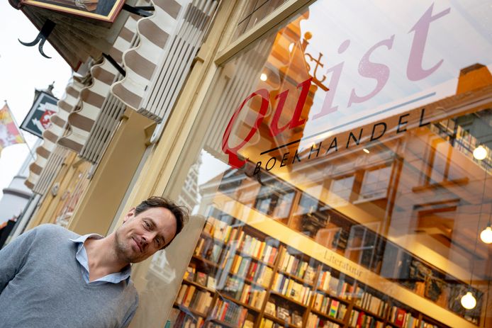 Met vulpen schreef Bergenaar Martien zijn eerste roman: ‘Over de ...