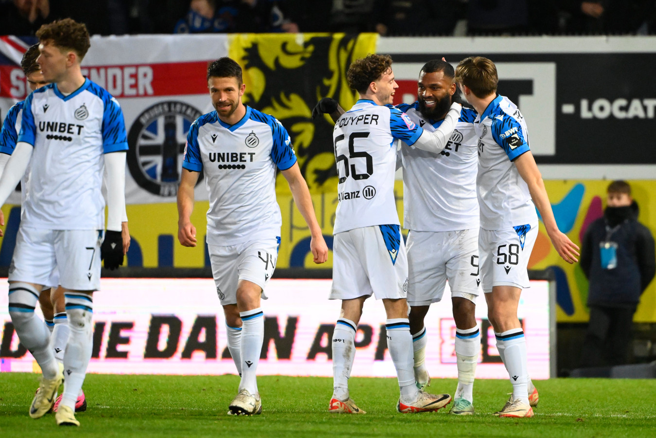 Igor Thiago scoort opnieuw en leidt Club Brugge naar ruime 1-4-zege ... Igor Thiago scoort opnieuw en leidt Club Brugge naar ruime 1-4-zege ...