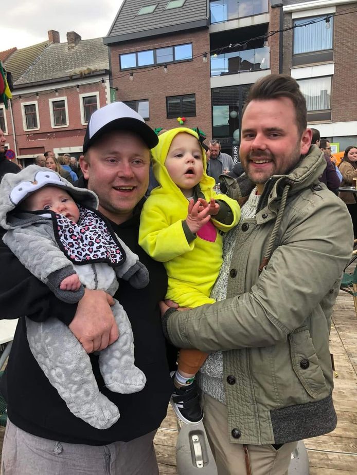 Verongelukte postbode Jeroen (33) werd nog maar vier maanden geleden ...