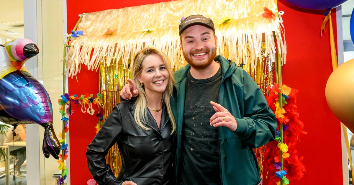 Donnie strikt Chantal Janzen voor een foute schlager: ‘Broodje ...