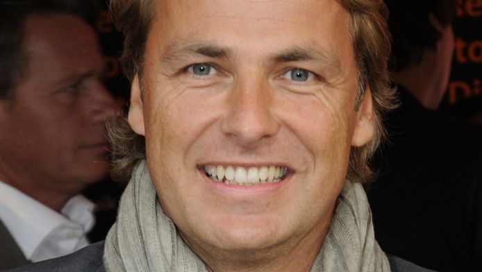 Fiscus legt beslag op villa John Ewbank | Show | AD.nl