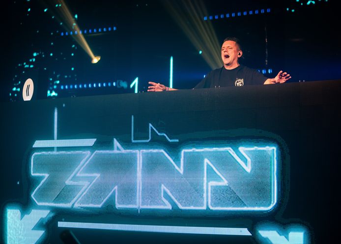 Hardstyle-dj Zany zet er na 25 jaar nog geen punt achter: ‘Draaien is ...