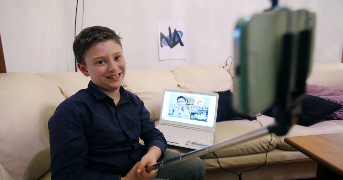 Nannoo (7) wil beroemd worden via YouTube | De Haan | hln.be
