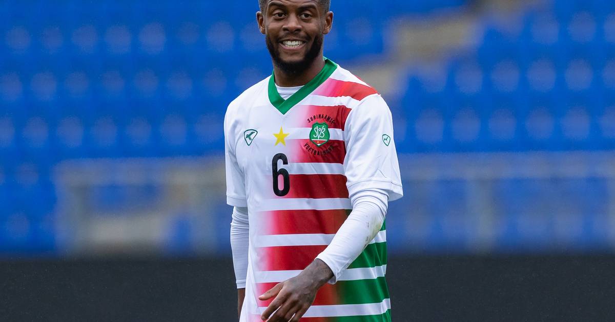 Kenneth Paal is voor even terug bij zijn oude club PEC Zwolle ...