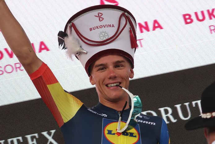 Bondscoach Sven Vanthourenhout over mogelijke WK-selectie Thibau Nys ...