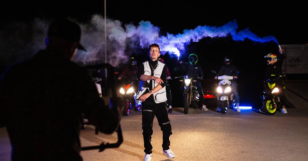 Van buitenbeentje uit dorp langs de IJssel naar carrière als rapper ...