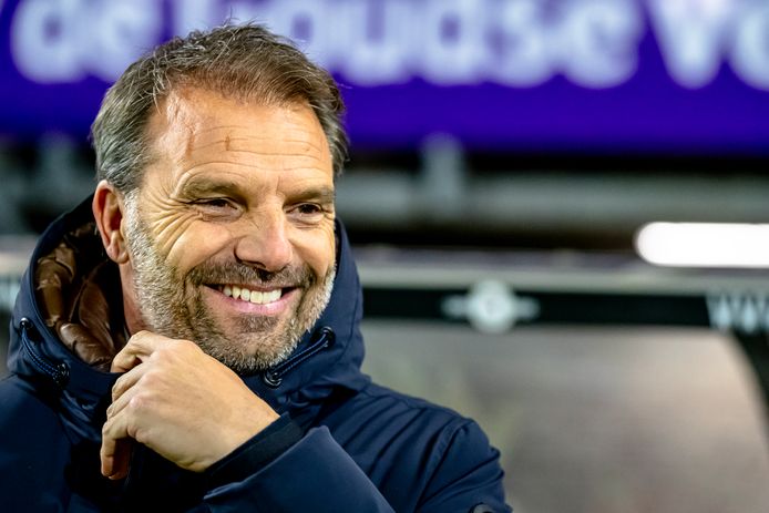 Na bestuurlijke stabiliteit op Kasteel vóór april ook duidelijkheid ...