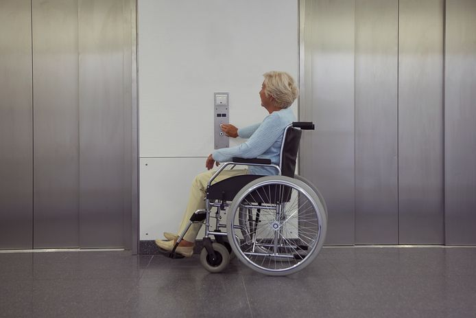 Lift voor senioren regelmatig kapot in Bergeijk en dat moet volgens ...