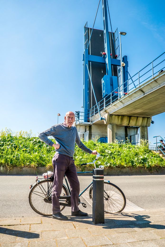 Wilco is gestrand voor de Kandelaarbrug | Delft | AD.nl