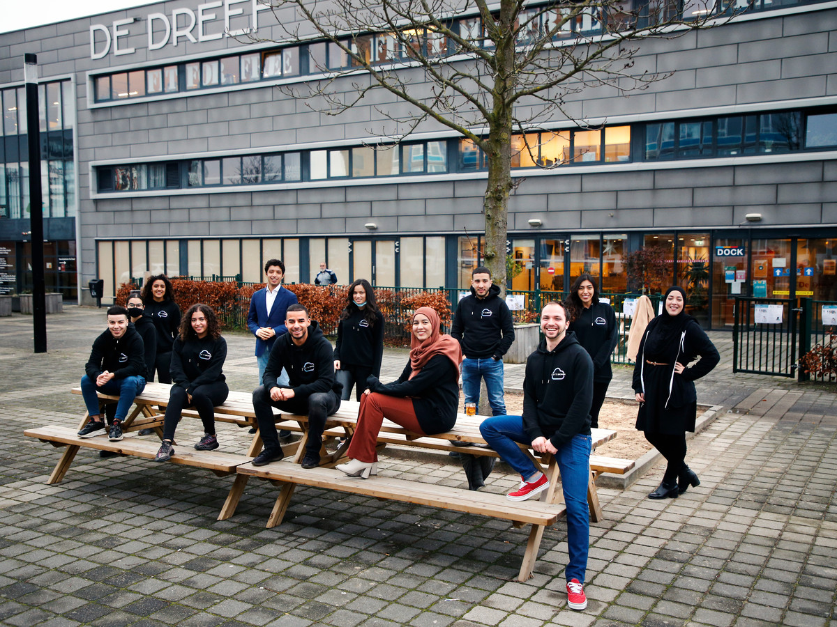 Hoe een profvoetballer kinderen uit Overvecht helpt: ‘Je kunt die 3-0 ...