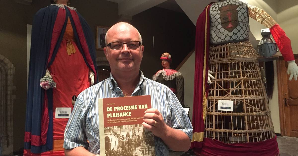 Jan Coppens wint met boek over Plaisance | Geraardsbergen | hln.be