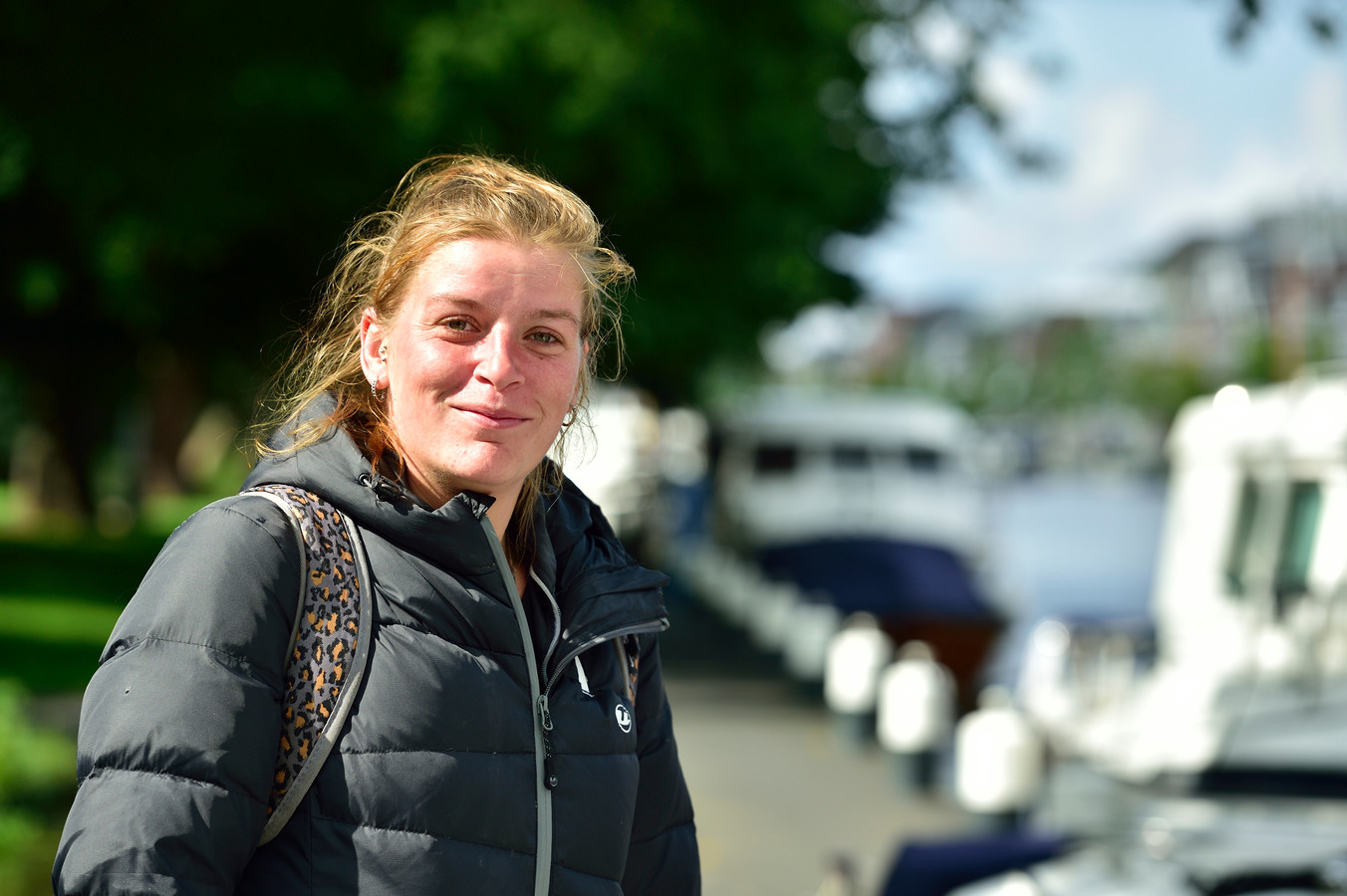 Sharon (29) raakte baan, huis en verloofde kwijt: ‘Het leven op straat ...