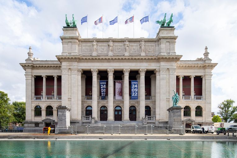 In het gerenoveerde KMSKA heeft de integratie van oud en nieuw tot een ...