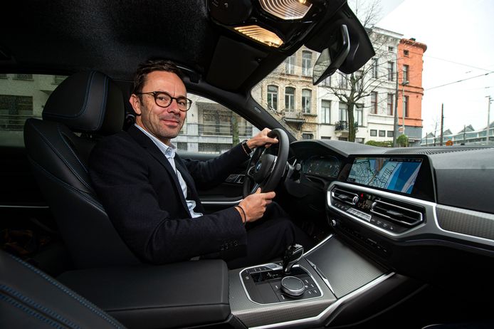 BMW lanceert zuinige wagen van 50.000 euro: van benzine naar hybride ...