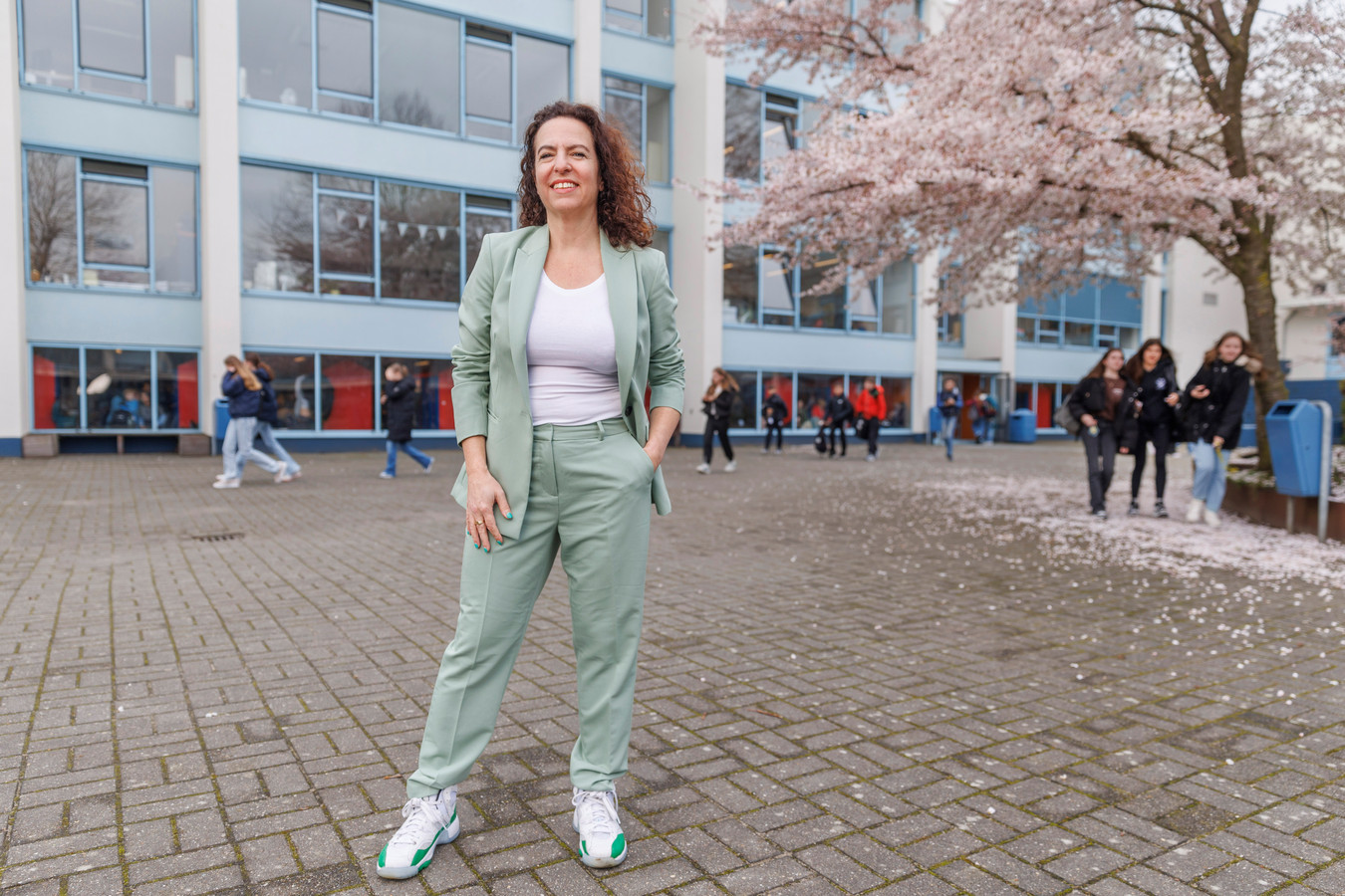 Voorzitter AOb over onderwijscrisis: 'Het is geen onderwijsprobleem ...