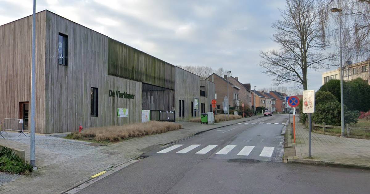 Helft van bestuurders rijdt te snel in Azalealaan | Temse | hln.be