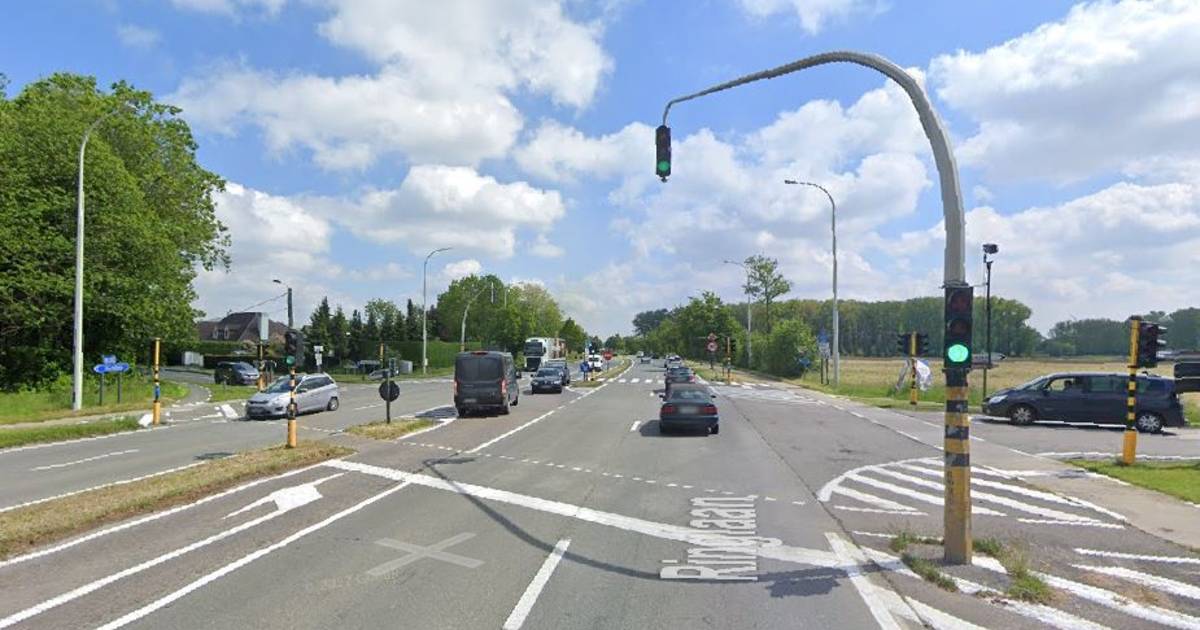 (Een van de)gevaarlijke kruispunt(en) op N43 wordt aangepakt, werken starten maandag | Deerlijk ...