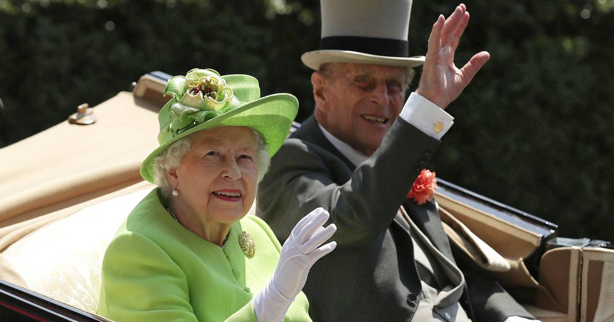 PETA is boos op koningin Elizabeth: “Dus vernoemen we een duif naar ...