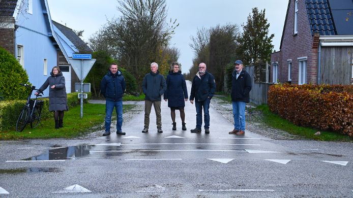 Aagtekerke dupe van vakantieverkeer naar Domburg: ‘Als Roompot mag ...