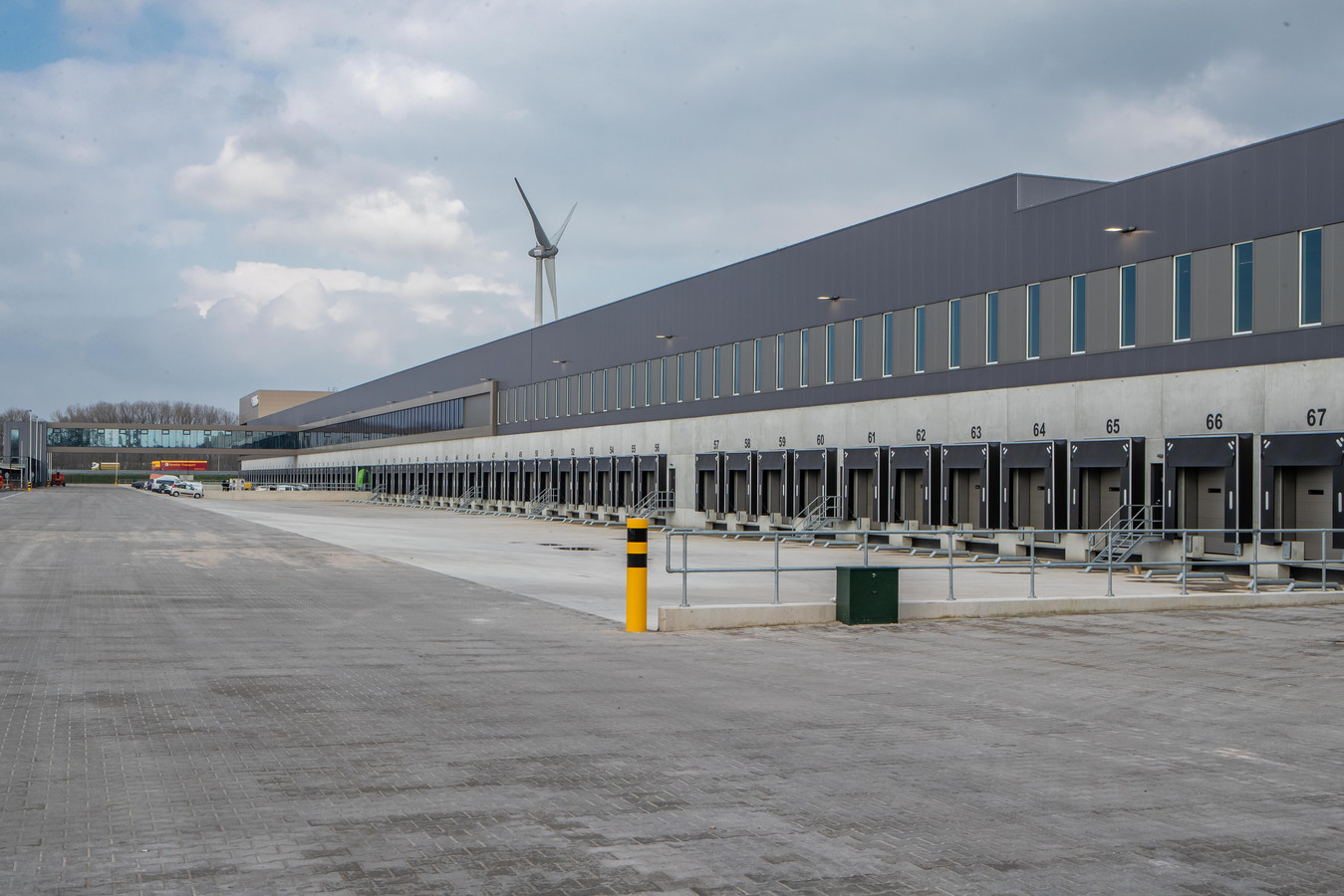 Megapand van ruim 100 miljoen euro opent de deuren langs A1: zo ziet ...