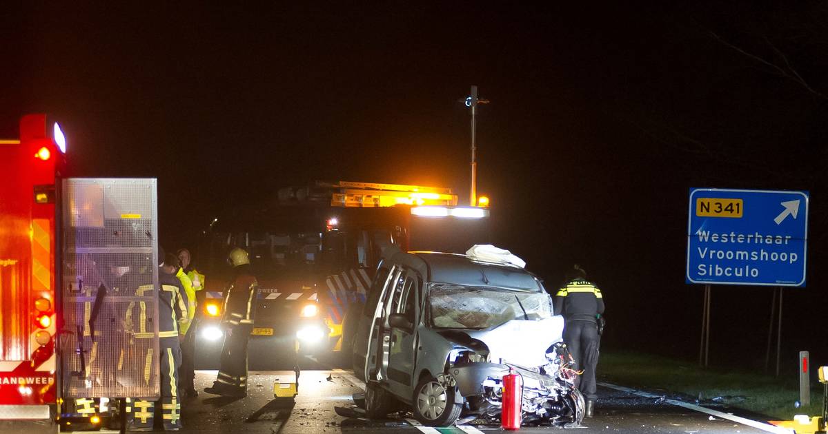 Dode en gewonden bij zwaar ongeluk N36 Vriezenveen (update) | Twenterand | tubantia.nl