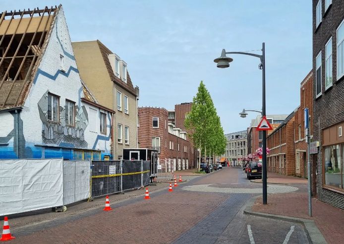Man bedreigt voorbijgangers met mes in Helmond | Helmond | ed.nl