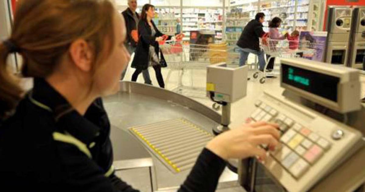 Une caissière laisse son amie faire des courses gratuitement | Belgique ...