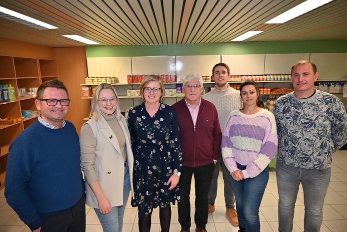 Sociale kruidenier bestaat 1 jaar | Oudenburg | hln.be