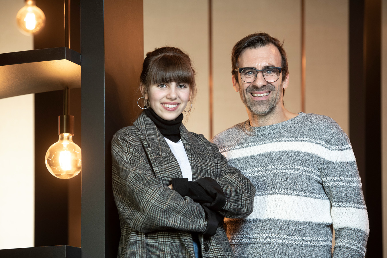 Jan Schepens en dochter Manou spenderen veel tijd samen door hun rol in ...