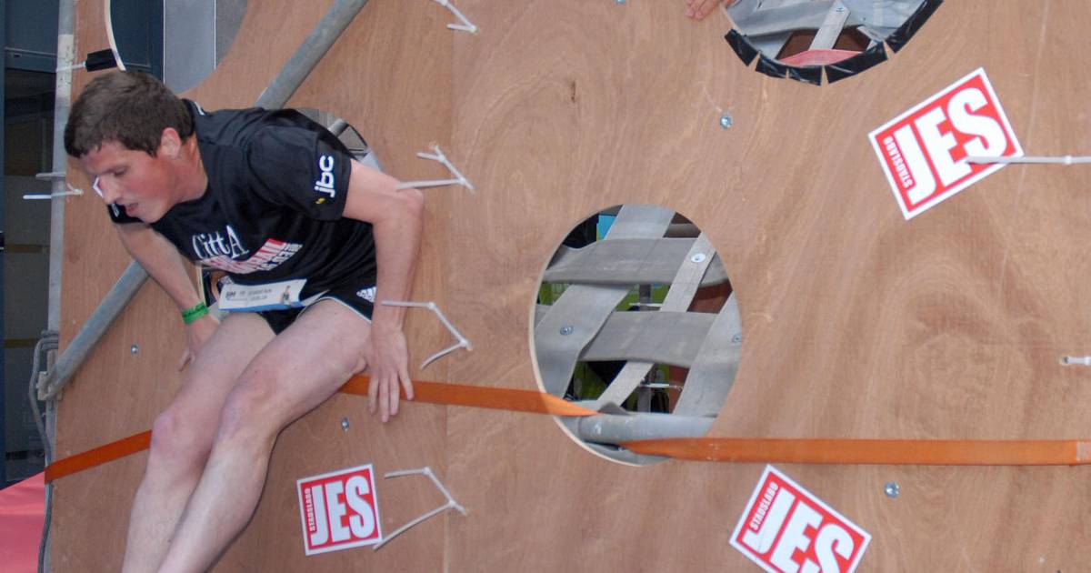 Studenten klimmen en springen tijdens Level Up | Brussel | hln.be