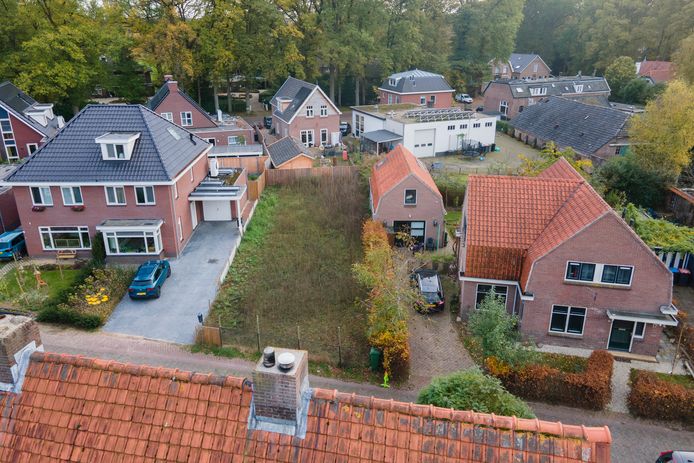 Gemopper over ‘joekel’ van een huis in Eefde: ‘Dit past toch helemaal ...