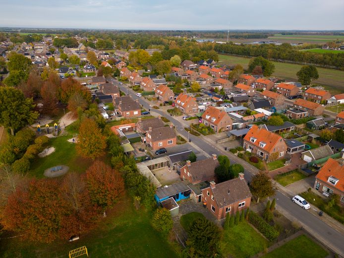 Opknappen wijk de Oale Bouw in Westerhaar fors duurder door slecht ...