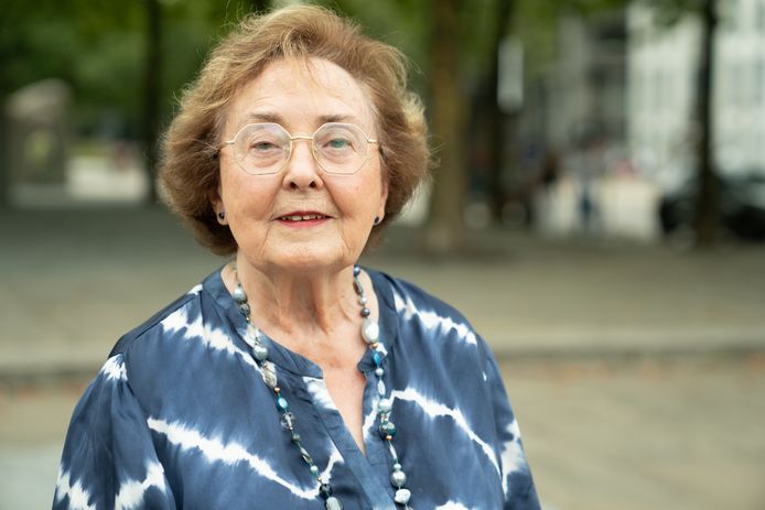 Hoe vreugde om nakend einde van WO II in Antwerpen omsloeg in pure ...