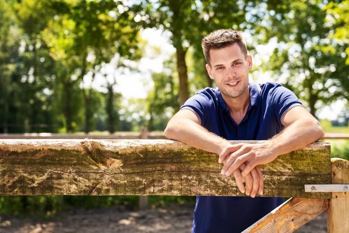 Glenn vervangt hertenboer Michiel in ‘Boer zkt vrouw’: “Ik ben niet van plan om als oude papa ...