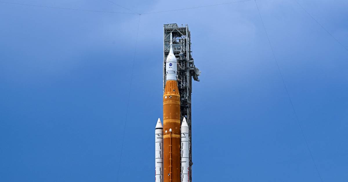 Generale repetitie voor eerste vrouw en gekleurde man op de maan ...