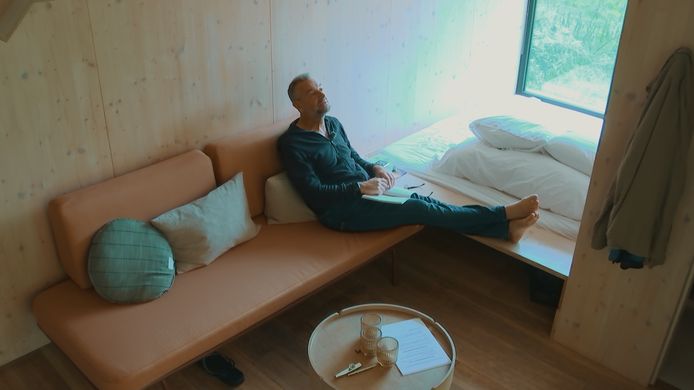 Dankzij ‘Kalm Waes’ pakt Tom Waes ook verslaving aan: “Ik was er tot ...