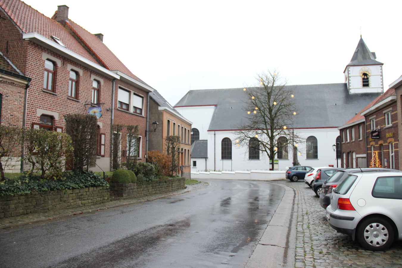 Op huizenjacht in... Kluisbergen: “De meeste huizen hebben hier nog een ...