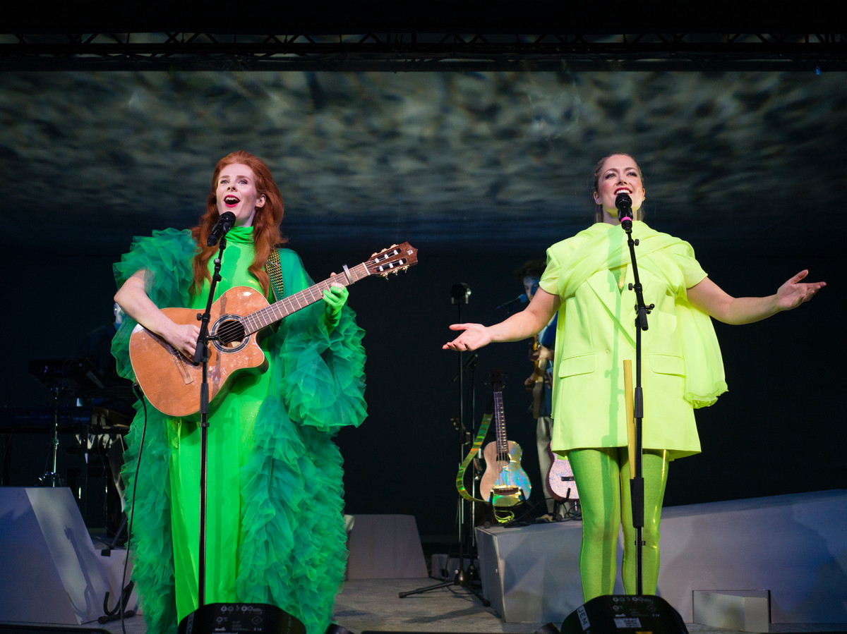 Yentl en de Boer zijn terug: ‘ Ik pak de laatste bitterbal gewoon, anders ligt-ie daar maar koud ...