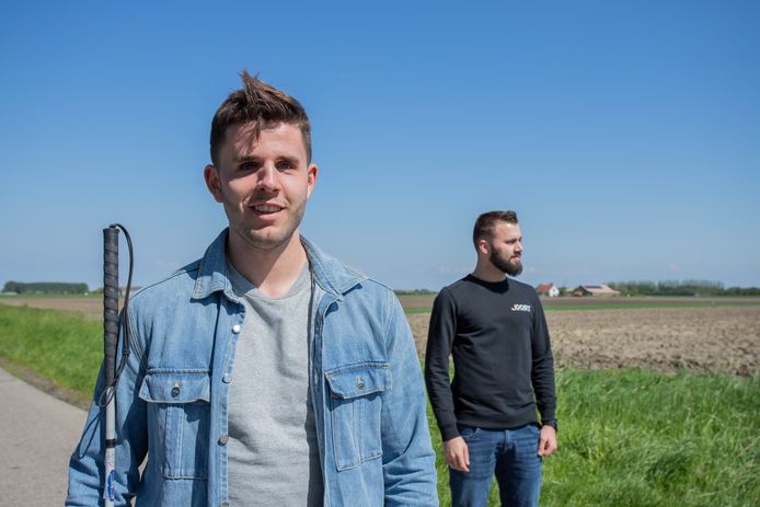 Docu over blinde Senna (20): 'Dan liepen we bij een feest naar buiten ...