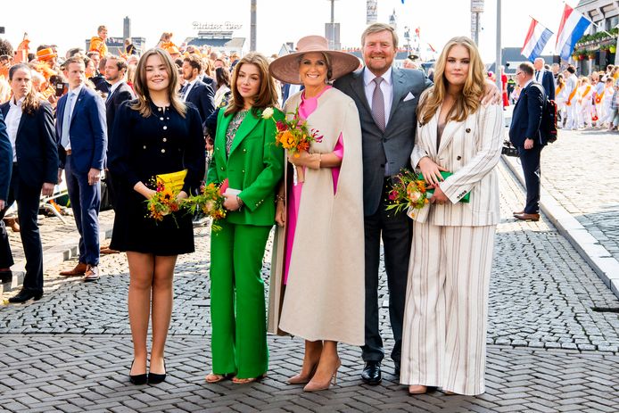 Prinses Ariane steelt de show met ingetogen broekpak: ‘Dit zag je 20 ...