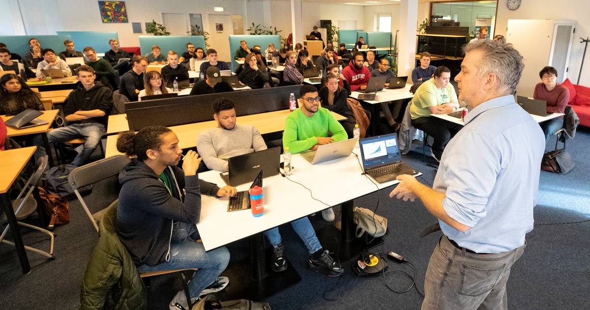 Eerste hbo-opleiding data science en AI komt volgend jaar naar Dutch ...