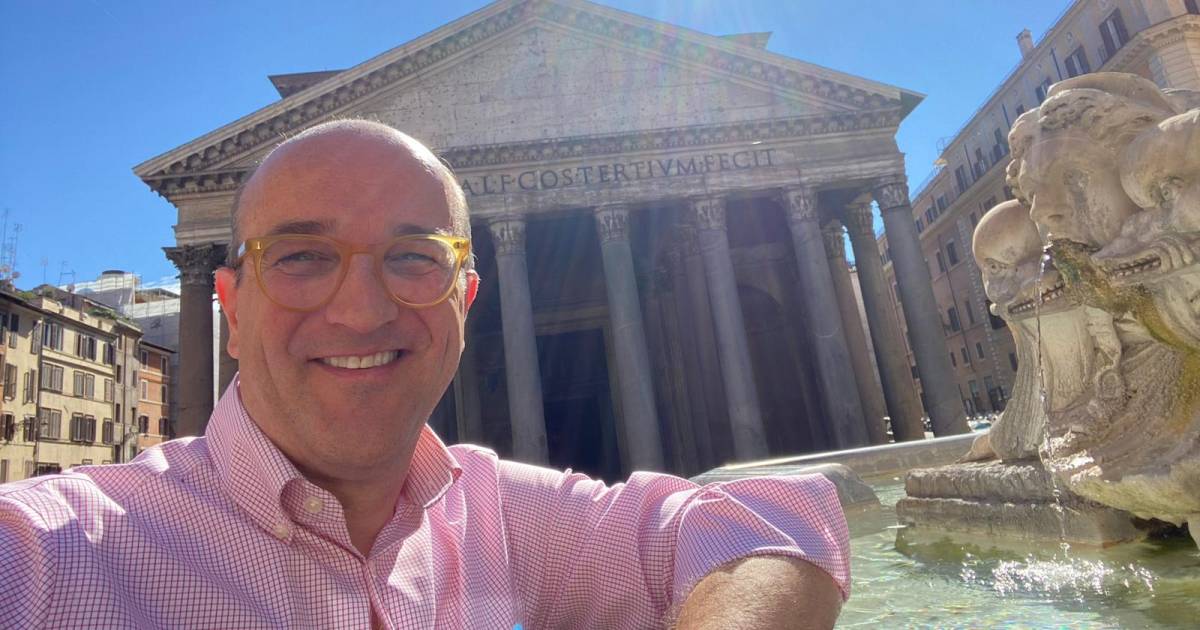 Patrick van der Vorst uit ‘Stukken Van Mensen’ over priesteropleiding ...