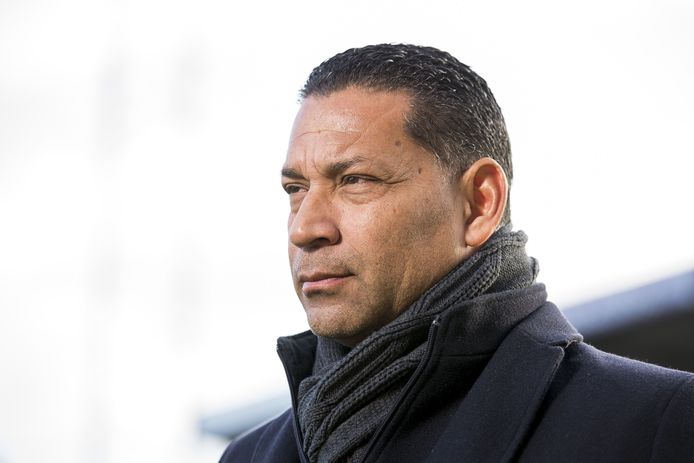 Henk Fraser, voetbaltrainer verliefd op vechtsport | Gevecht Badr Hari ...