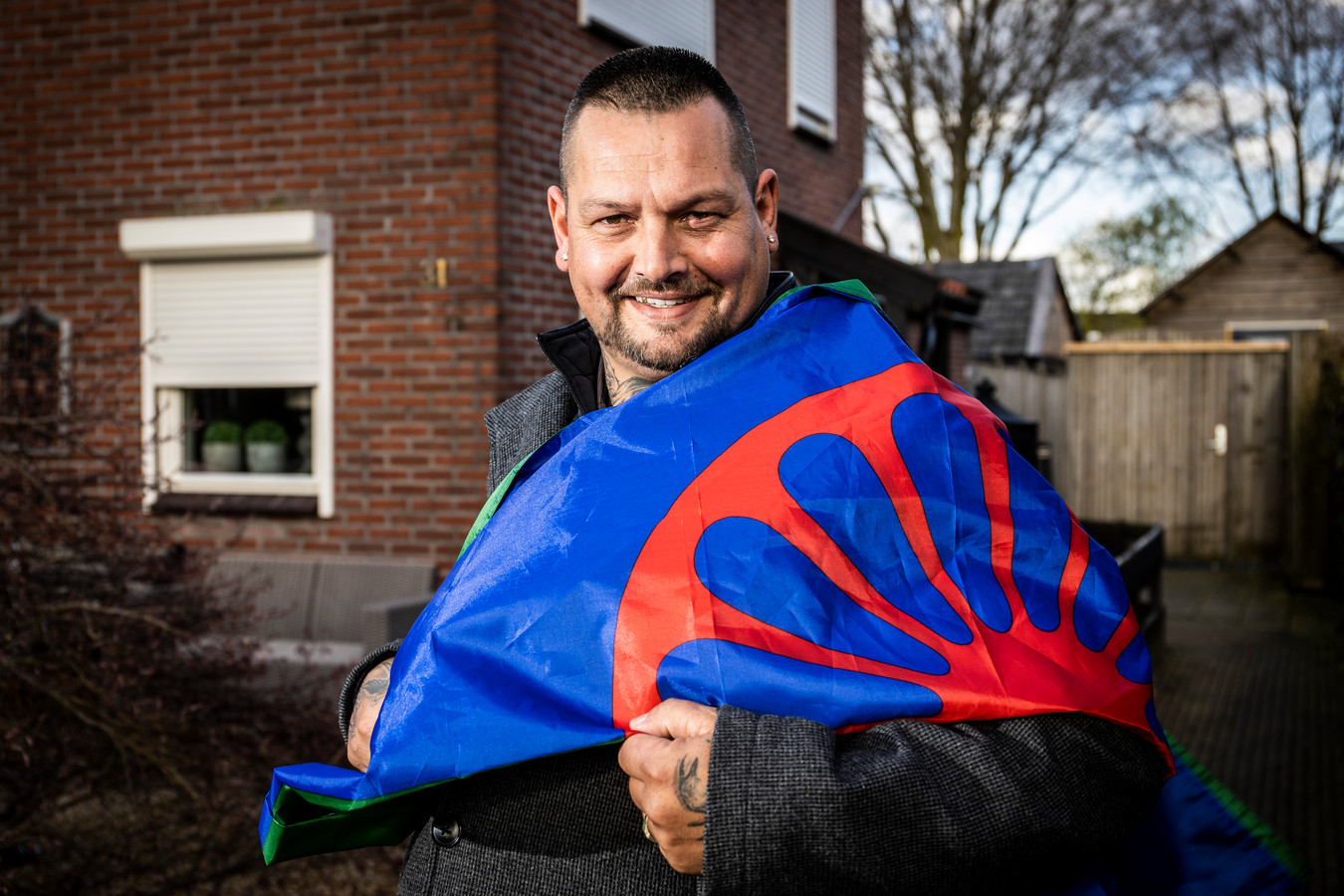 In een woonwagen heeft hij nooit gewoond, toch weet Gerwin uit ...