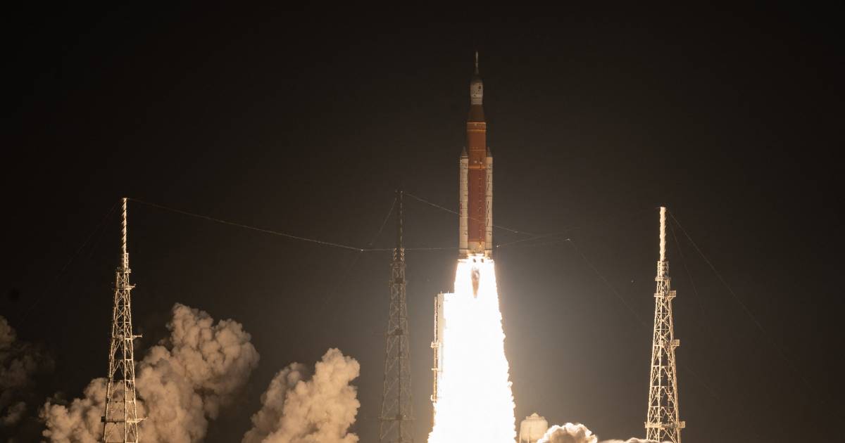 Mission Artémis 1: la méga-fusée de la Nasa a décollé vers la lune | Sciences | 7sur7.be