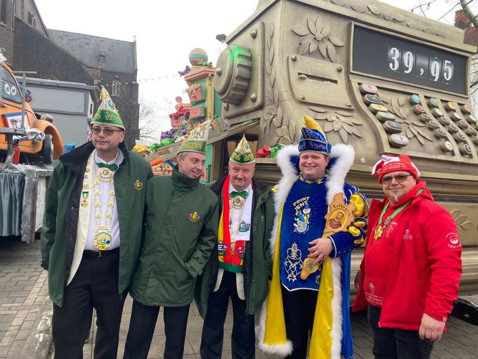 IN BEELD: 36ste Karnavalstoet trekt door Ledeberg: “Het wordt een ...