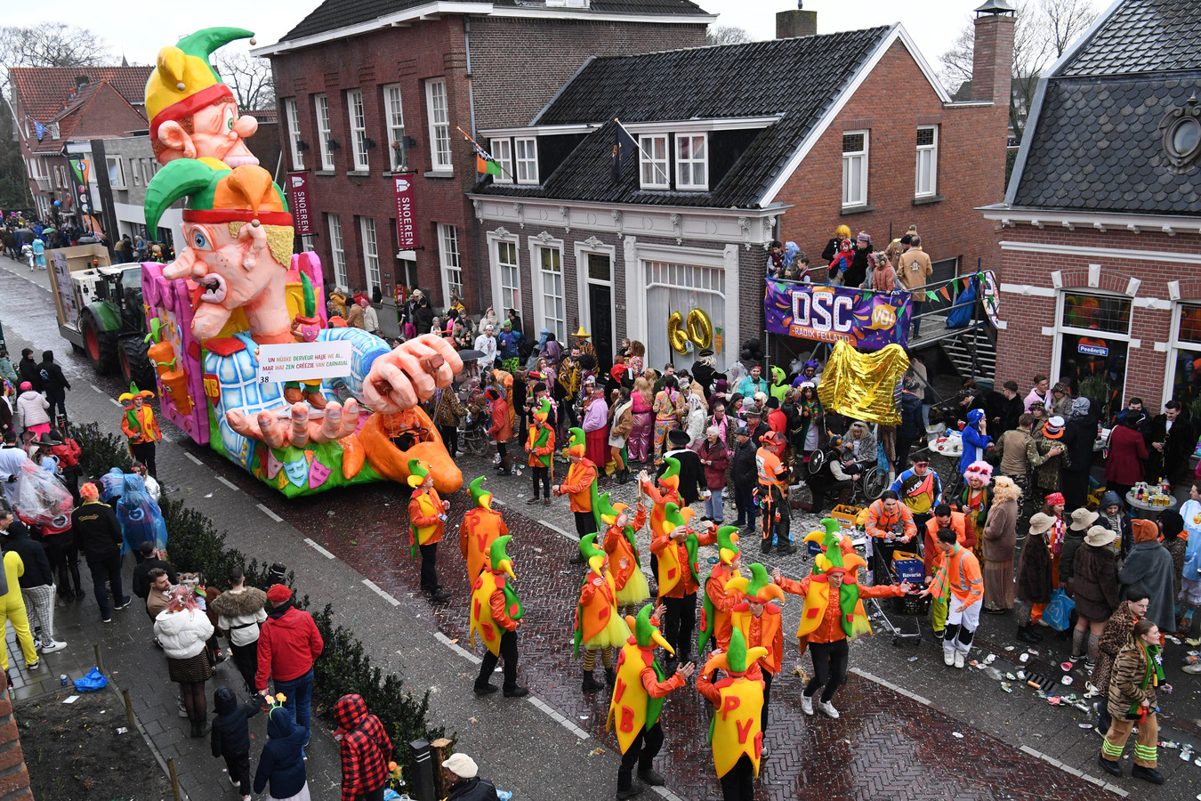 Optocht Peeënrijk in foto's | Foto | AD.nl